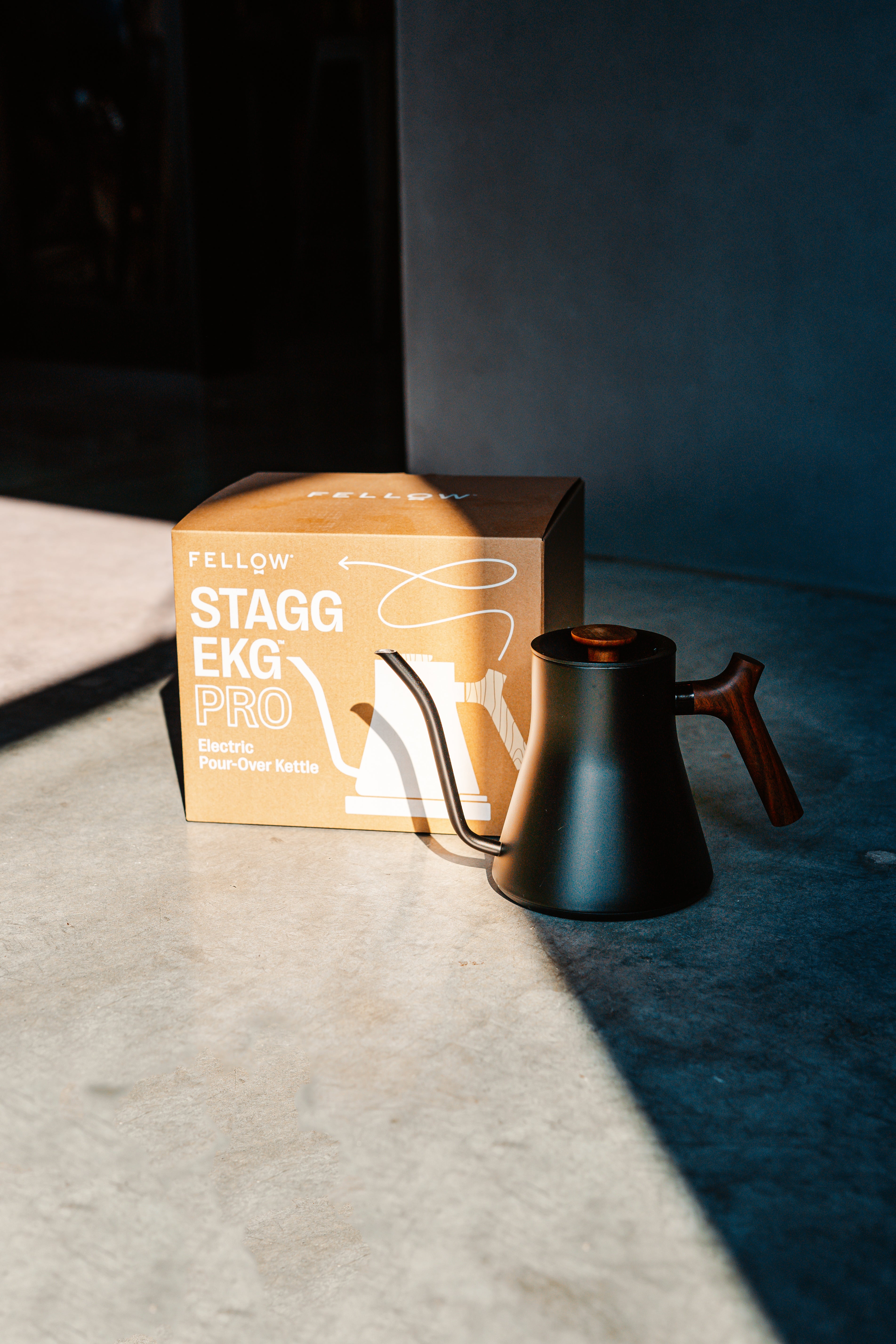 FELLOW Stagg EKG Pro Electric Pour Over Kettle (120V) – Twin Sparks Coffee